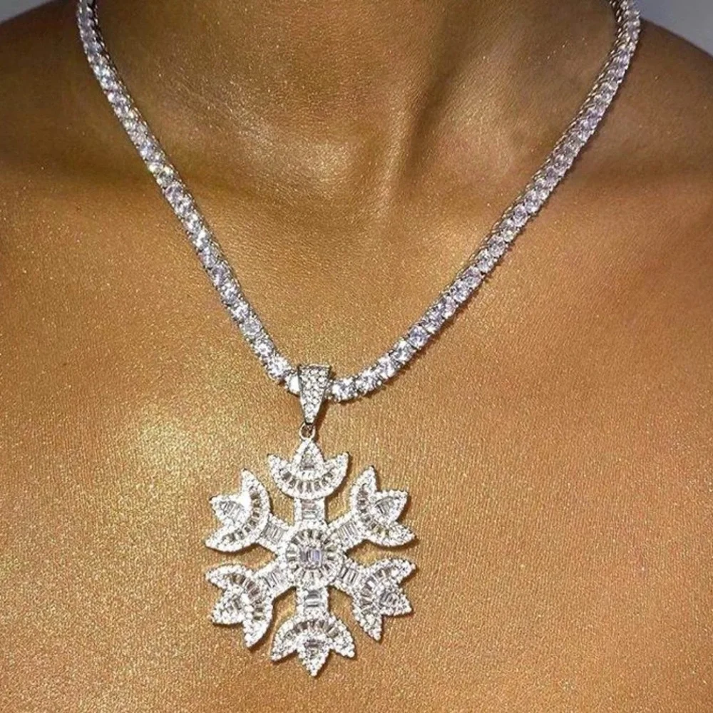 Jewelry | Silver 16 Inch Snow Flake Necklace | Poshmark